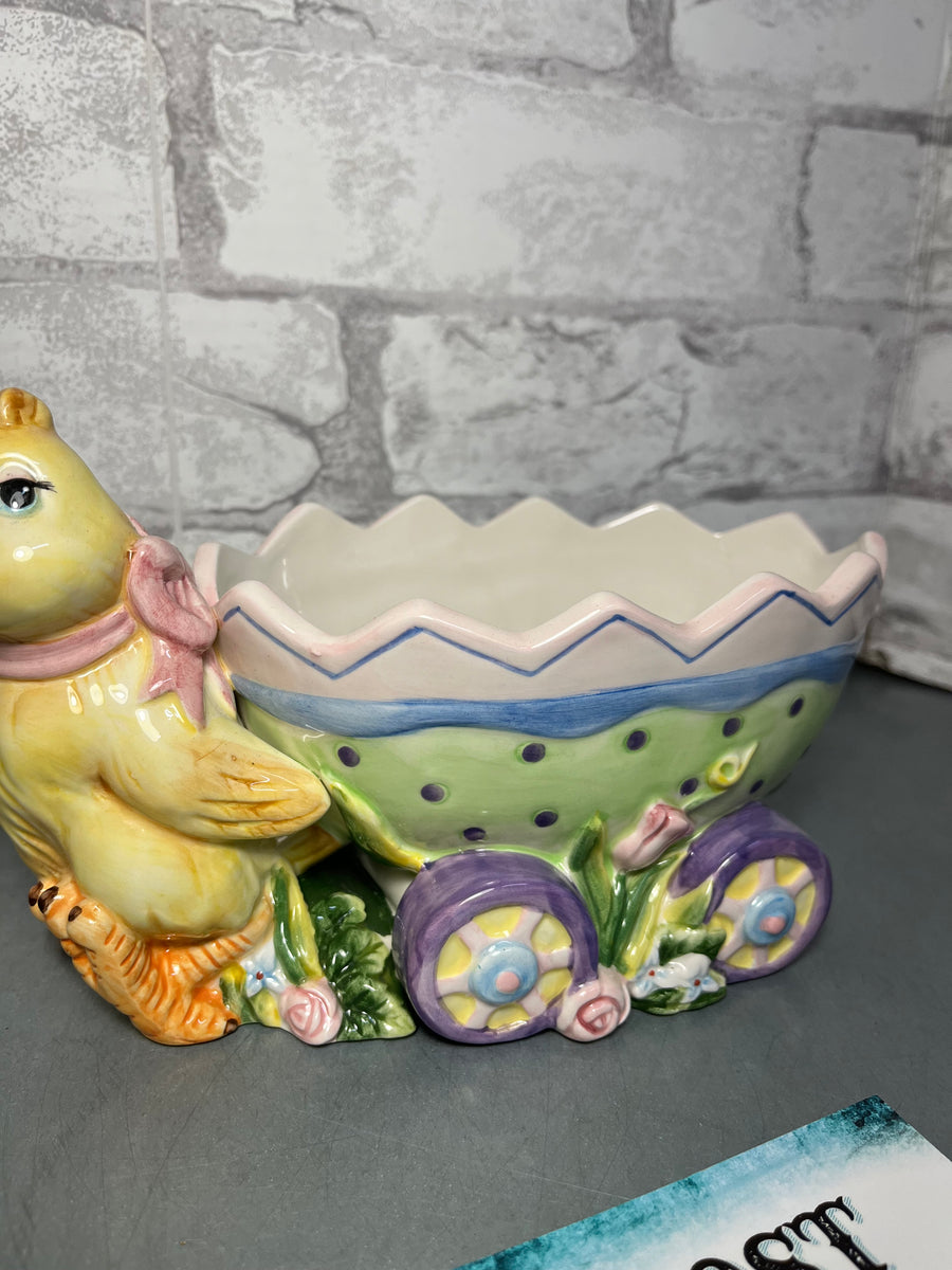 Fitz & Floyd Essentials Eggscapade Wagon Duck Cart – Post Furnishings