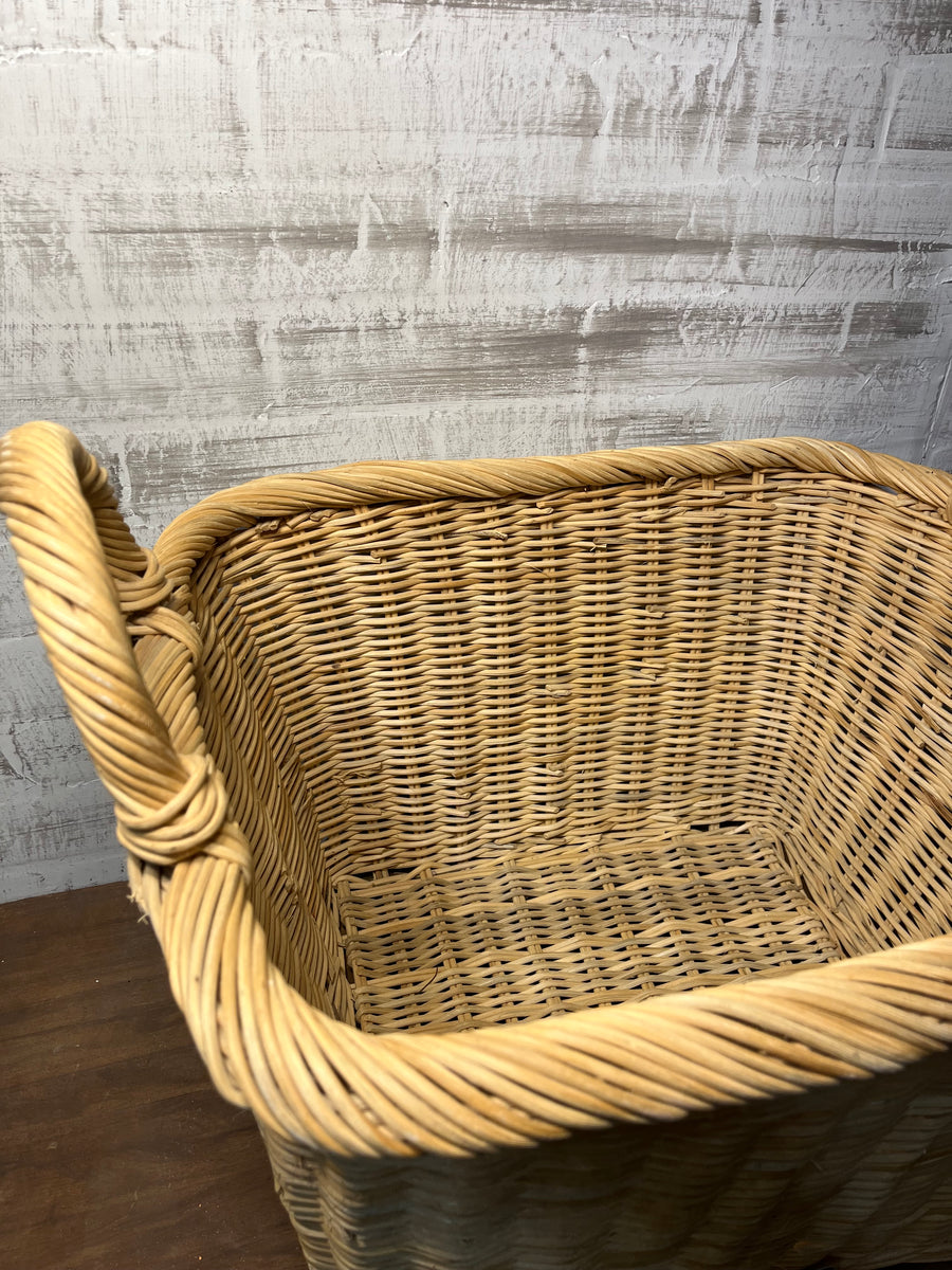 Large Square Wicker Basket – Post Furnishings