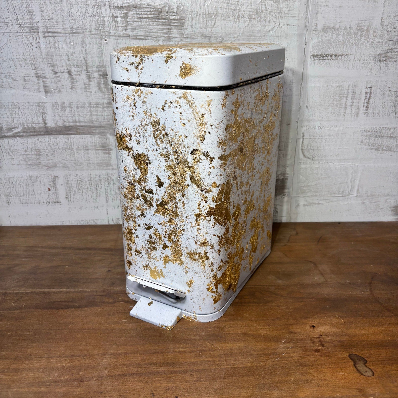 Custom Gold Flake & White Small Trash Can – Post Furnishings