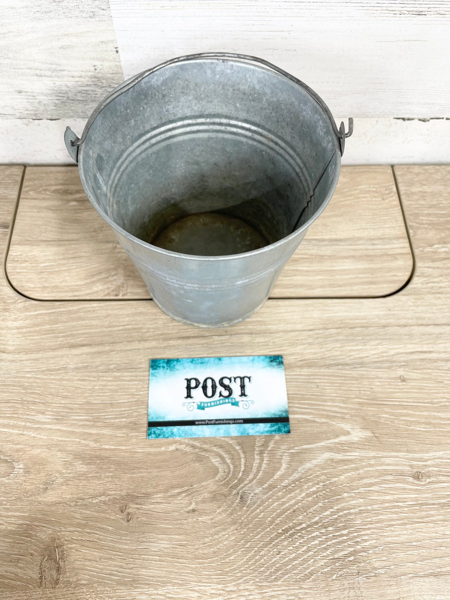 Small Bucket – Post Furnishings